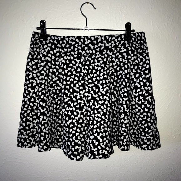 Zara | Shorts | Zara Trafaluc Flowy Heart Print Shorts | Poshmark